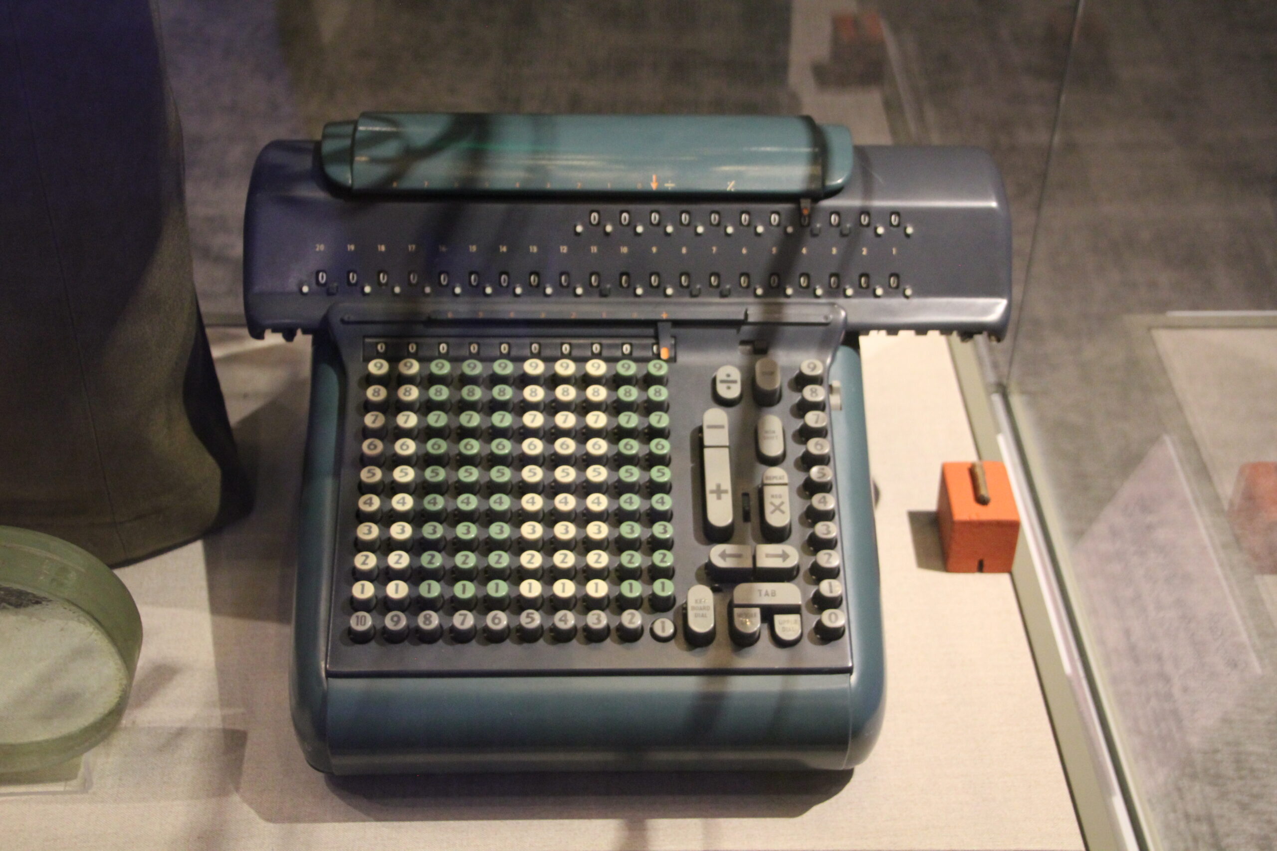 Atomic Snapshots: Marchant Calculator | Atomic Tourism